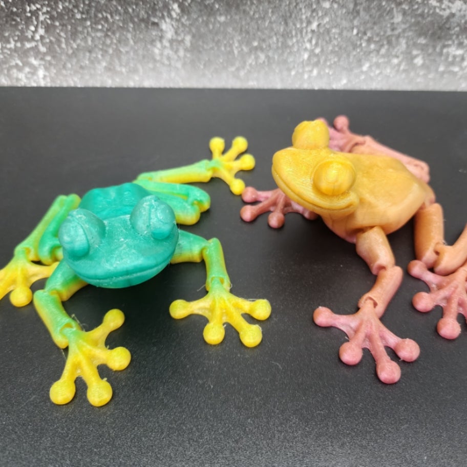 Stretch Frog | Squirrel Cat Creations